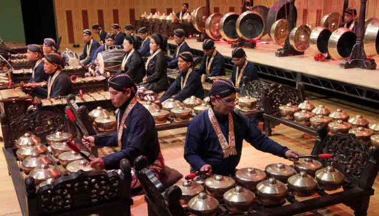 Filosofi Menarik Gamelan Jawa | Pesantren Nuris Jember
